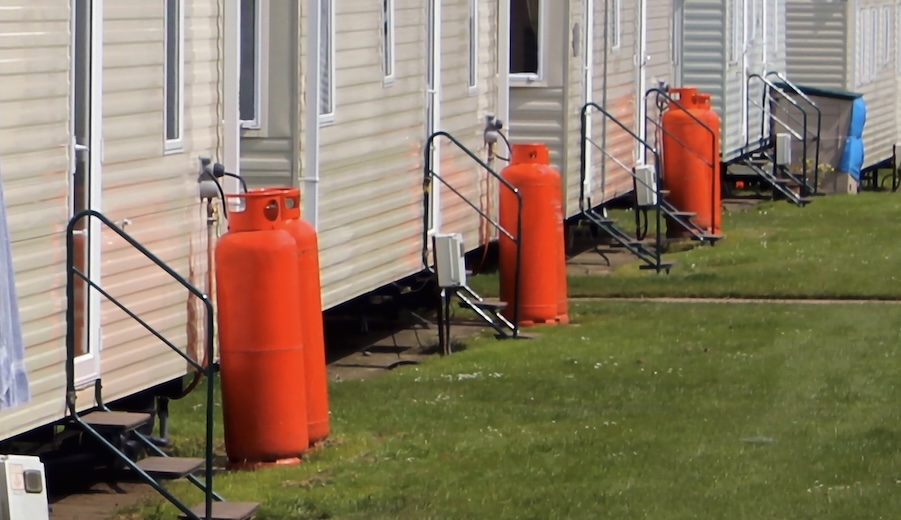Static Caravan Ownership Secrets - 8 Tips for Beginners - Holiday Park ...
